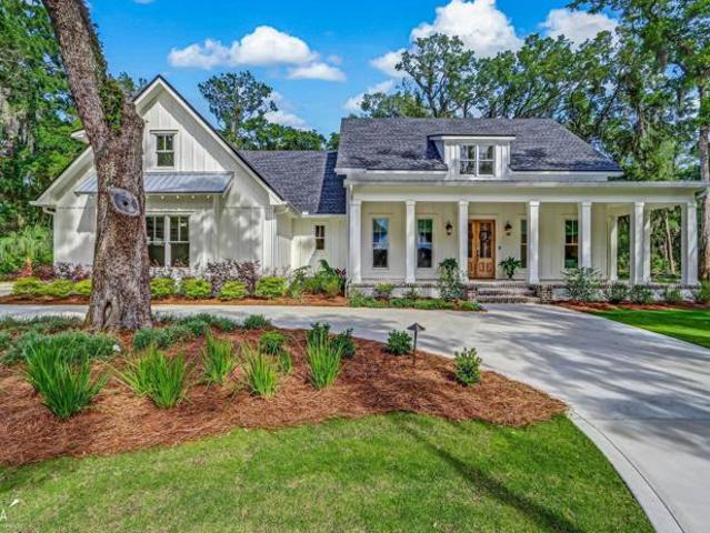 215 Storey Ave, Saint Marys, GA 31558