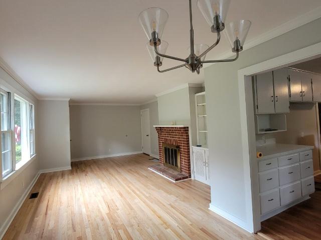 215 Poplar Circle