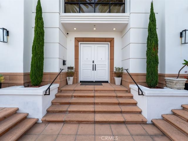 215 Poppy Avenue