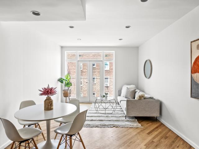 215 Parkville Avenue, Brooklyn, NY