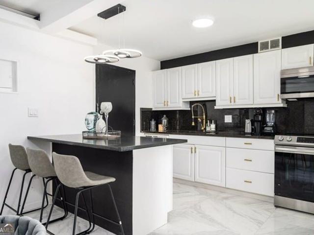 215 Piedmont Ave NE Apt 707, Atlanta, GA 30308