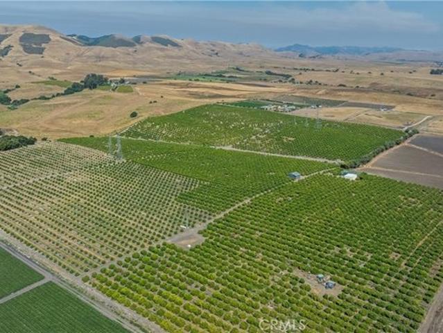 215 Rancho Rd, Nipomo, CA 93444