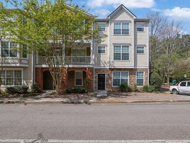 215 Riverstone Commons Cir, Canton, GA 30114
