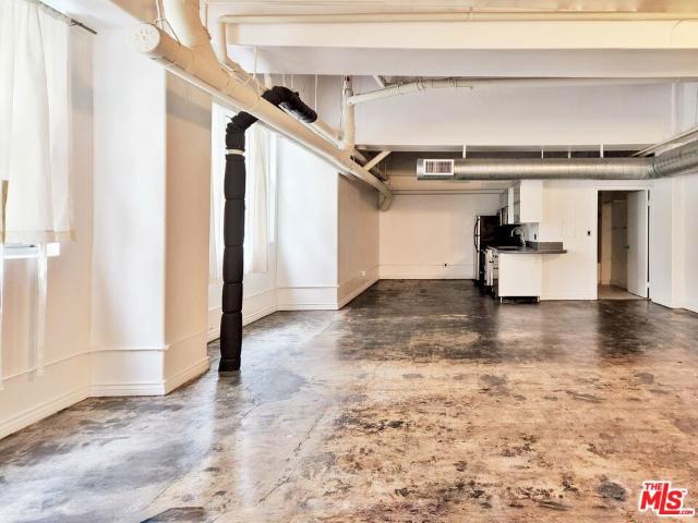 215 W 7th Street 201