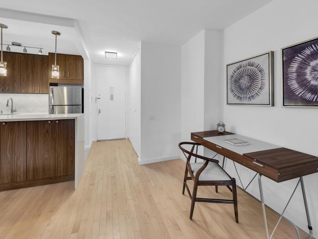 215 W 95TH Street 2N