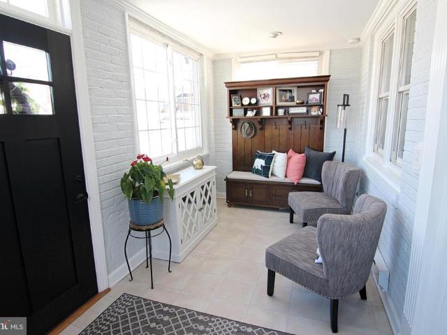 215 W 9Th Avenue