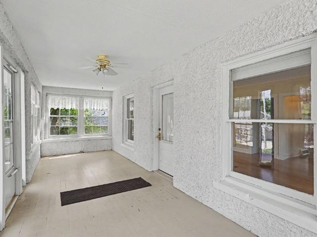 215 W 9th Street S