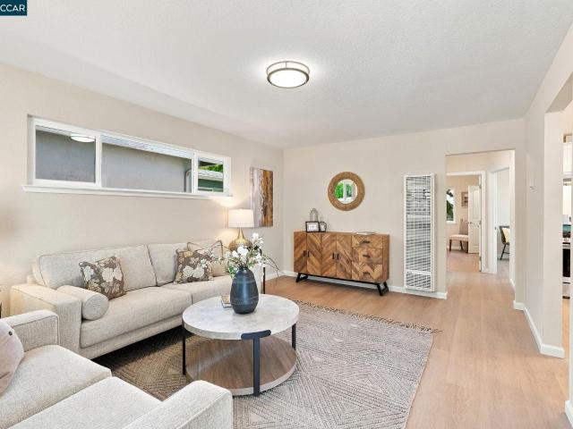 215 W 12th Street