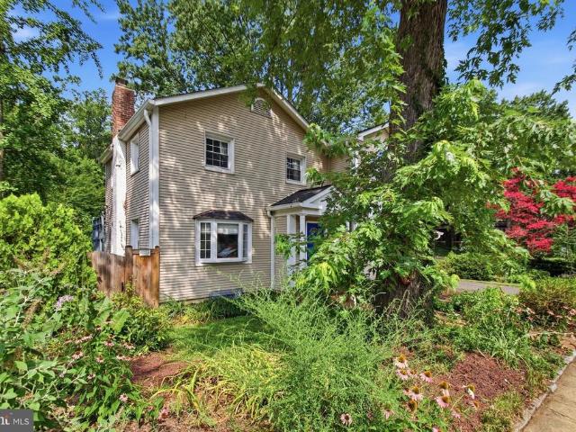 215 W George Mason Road W