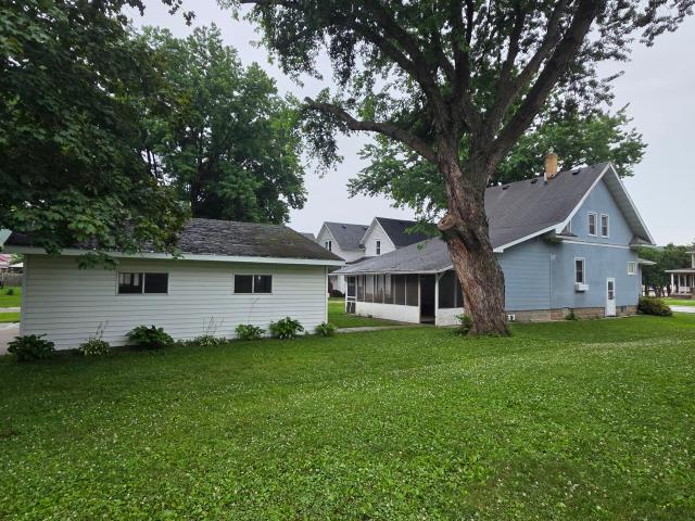 215 W Jessie Street