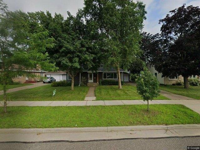 215 W Lexington Blvd, Eau Claire, WI 54701