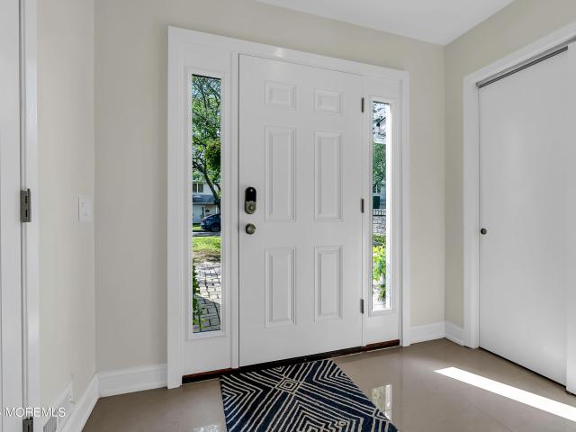 215 W Morgan Avenue Unit 13