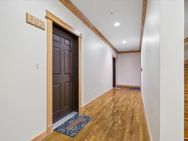 215 W Norma Street 302