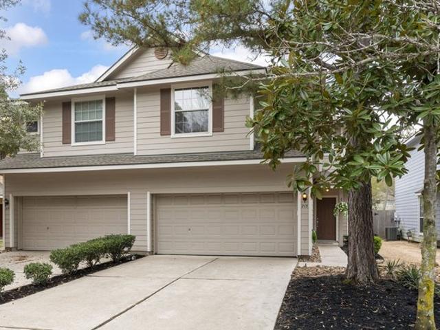 215 W Stedhill Loop, The Woodlands, TX 77384