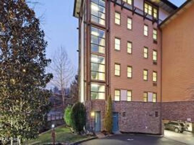 215 Woliss Lane Units 209, 312,510 Lane