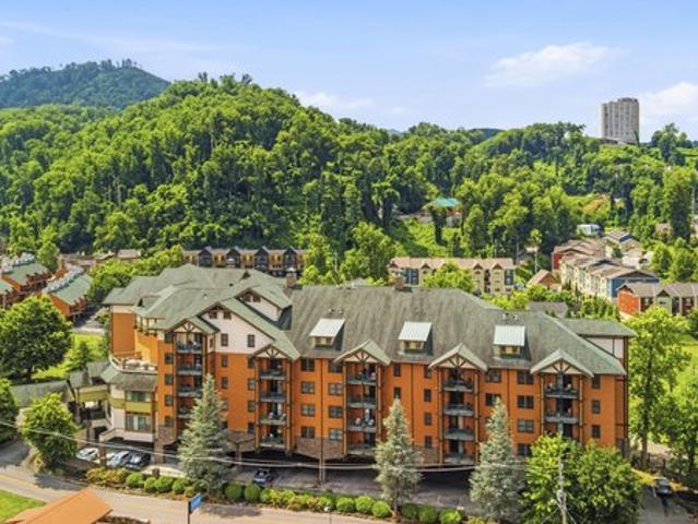 215 Woliss Ln Unit 407, Gatlinburg, TN 37738