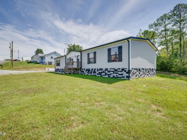 215 Wayland Boulevard