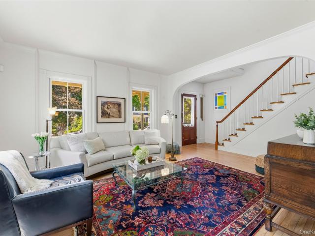215 Walnut Street