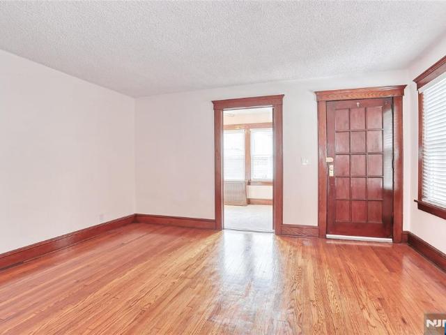 215 Walter Avenue