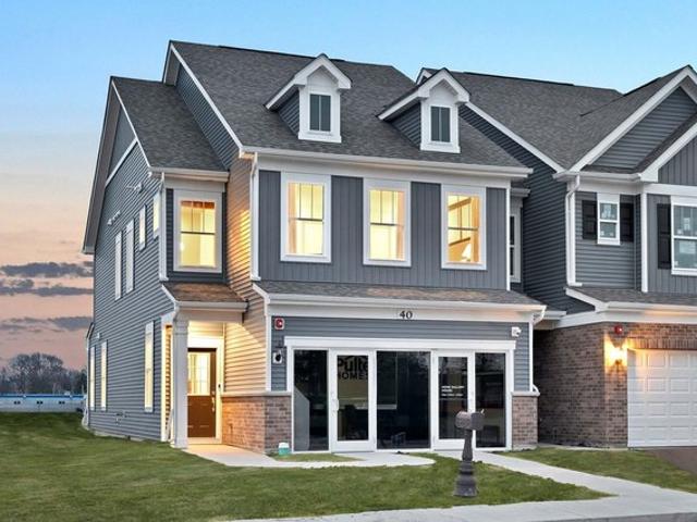 215 Weirich Way Unit 81003, Batavia, IL 60510