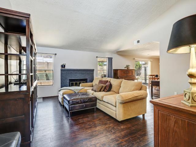 215 Western Hills Drive SE