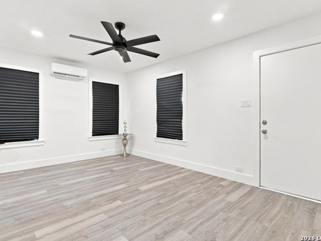 215 Westway Dr