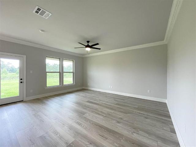 215 White Castle N, Iowa, LA 70647 | Compass