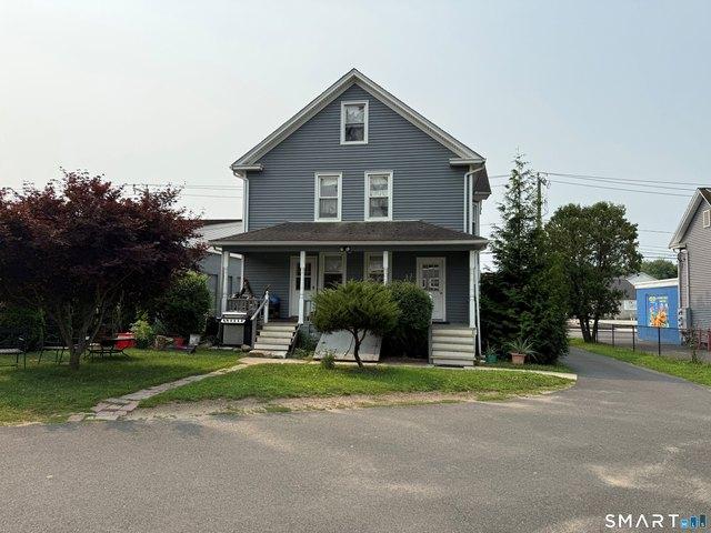215 White St, Danbury, CT 06810