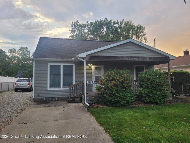 215 Winifred Ave Unit A, Lansing, MI 48917