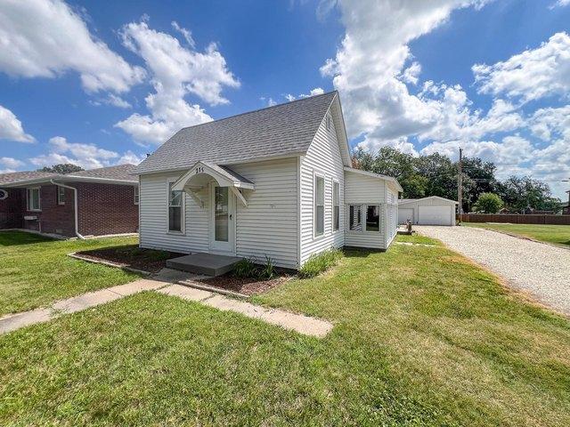 215 Truman Ave, Republican City, NE 68971