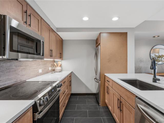 21640 US Highway 6 # 2121