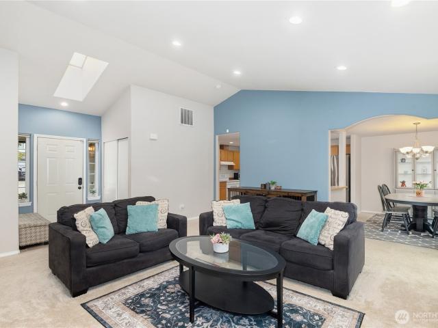 21642 th Place SE