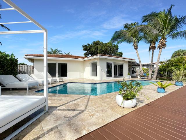 2164 NE 25th St, Wilton Manors, FL 33305 | MLS #B26007 | Compass