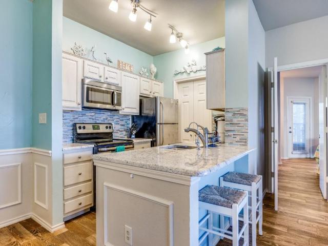 2164 Tanglewood Boulevard # C115