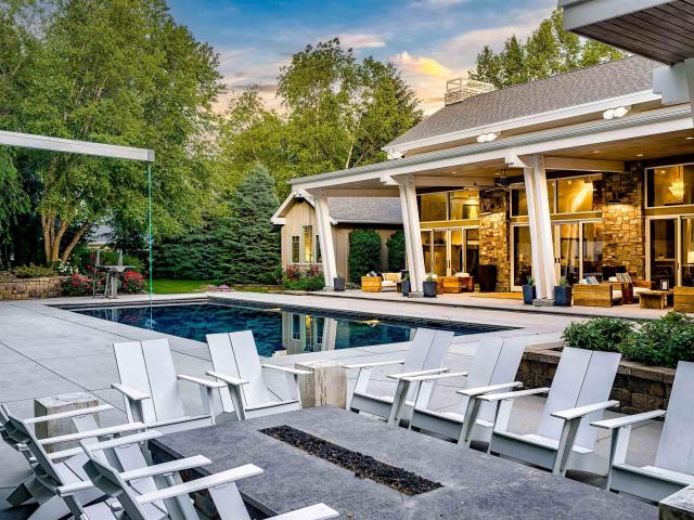 2164 W Holly Mountain Drive