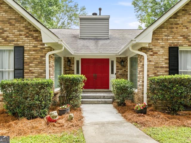 2164 Woodland Court