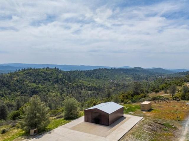 21651 Plainview Dr, Soulsbyville, CA 95372
