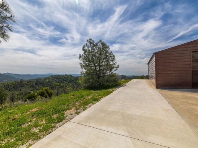 21651 Plainview Drive