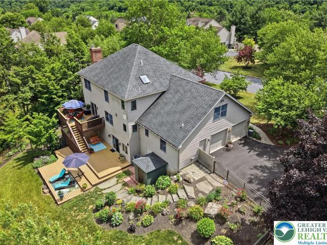 2165 Beechwood Street
