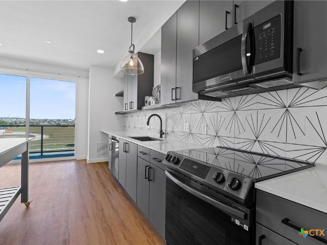 2165 Gabriels Place 1303