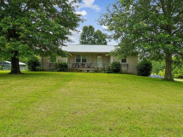 2165 Petty Rd, Charlotte, TN 37036