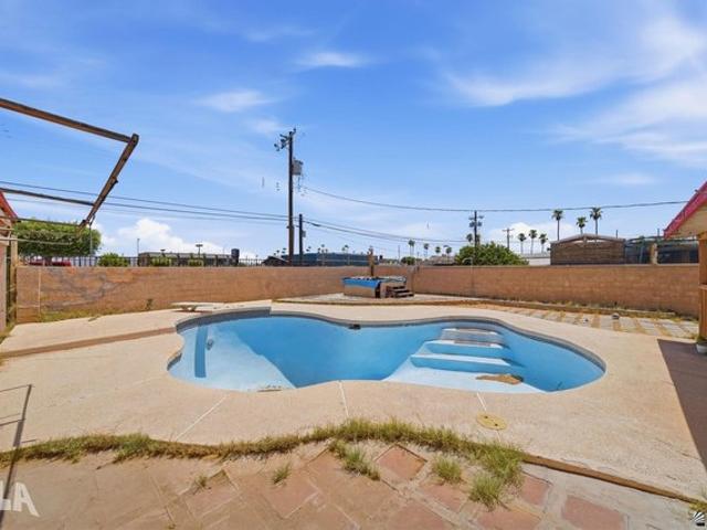 2165 S 5th Ave, Yuma, AZ 85364