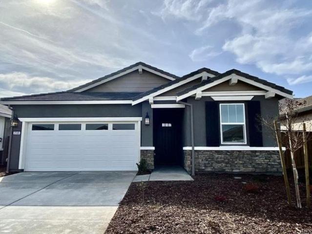 2165 S Lark Way, Dixon, CA 95620