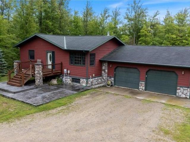 21666 Bay Port Pl, Cohasset, MN 55721