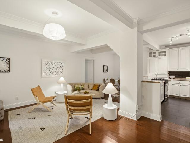 2166 broadway 4e