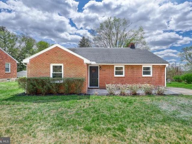 2166 Ridgewood Rd, York, PA 17406