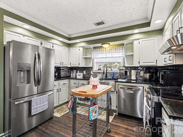 2166 Statesville Highway