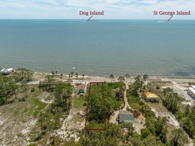 2167 Highway 98, Carrabelle, FL 32322