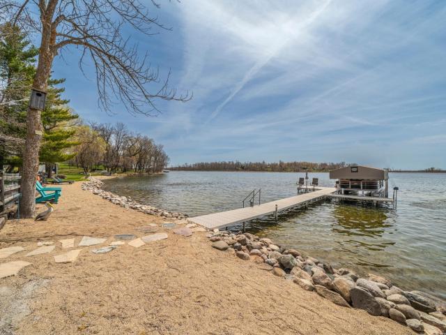 21682 Black Beauty Lane