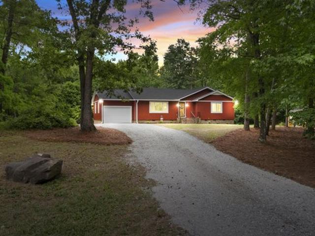 2168 Lakewood Falls Rd, Goldston, NC 27252